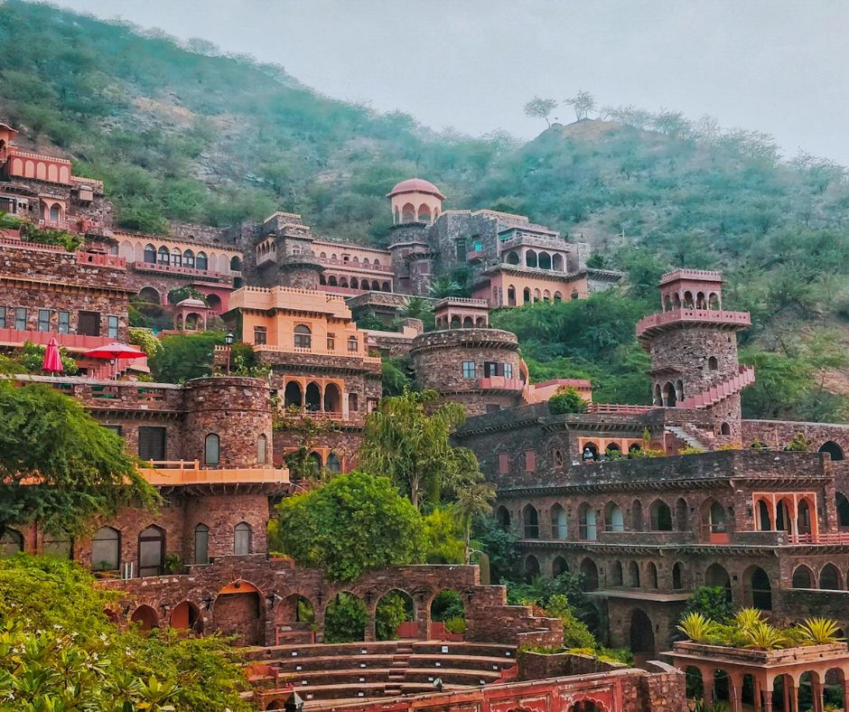 From Delhi: Same Day Alwar Tour Package - TRISOJ